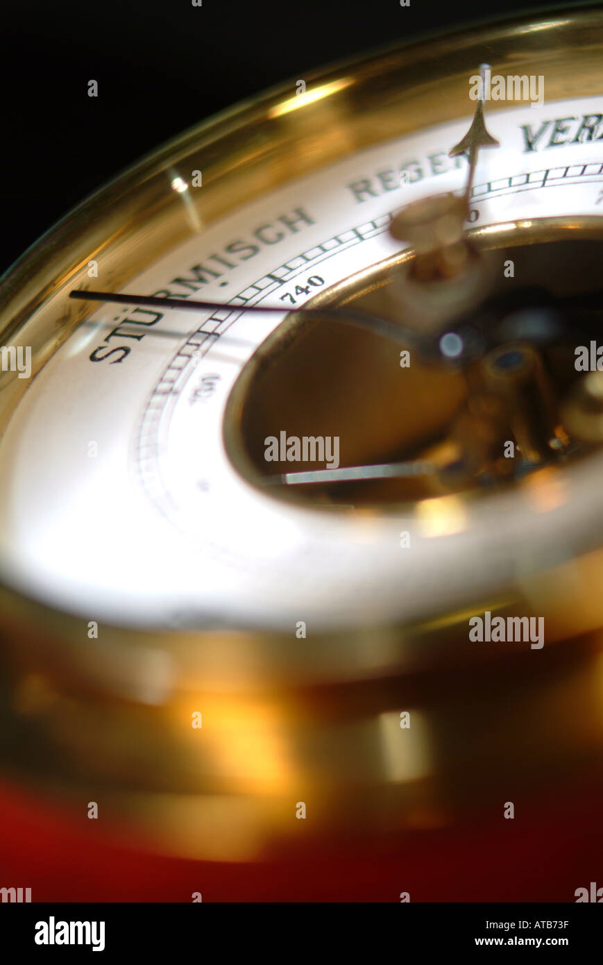 Weather barometer hi-res stock photography and images - Alamy
