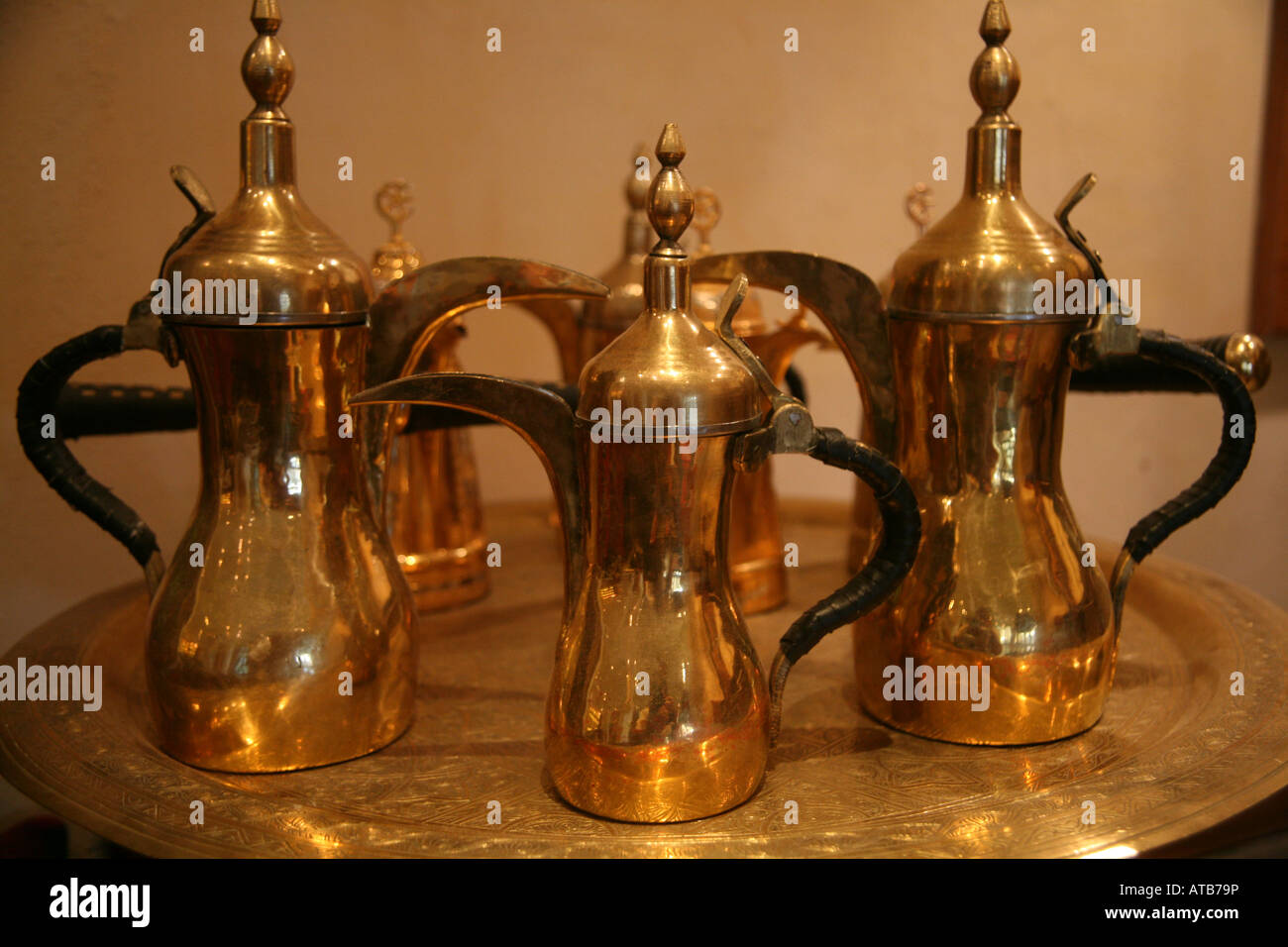 Traditional tea and coffee sets in the Middle East Stock Photo - Alamy