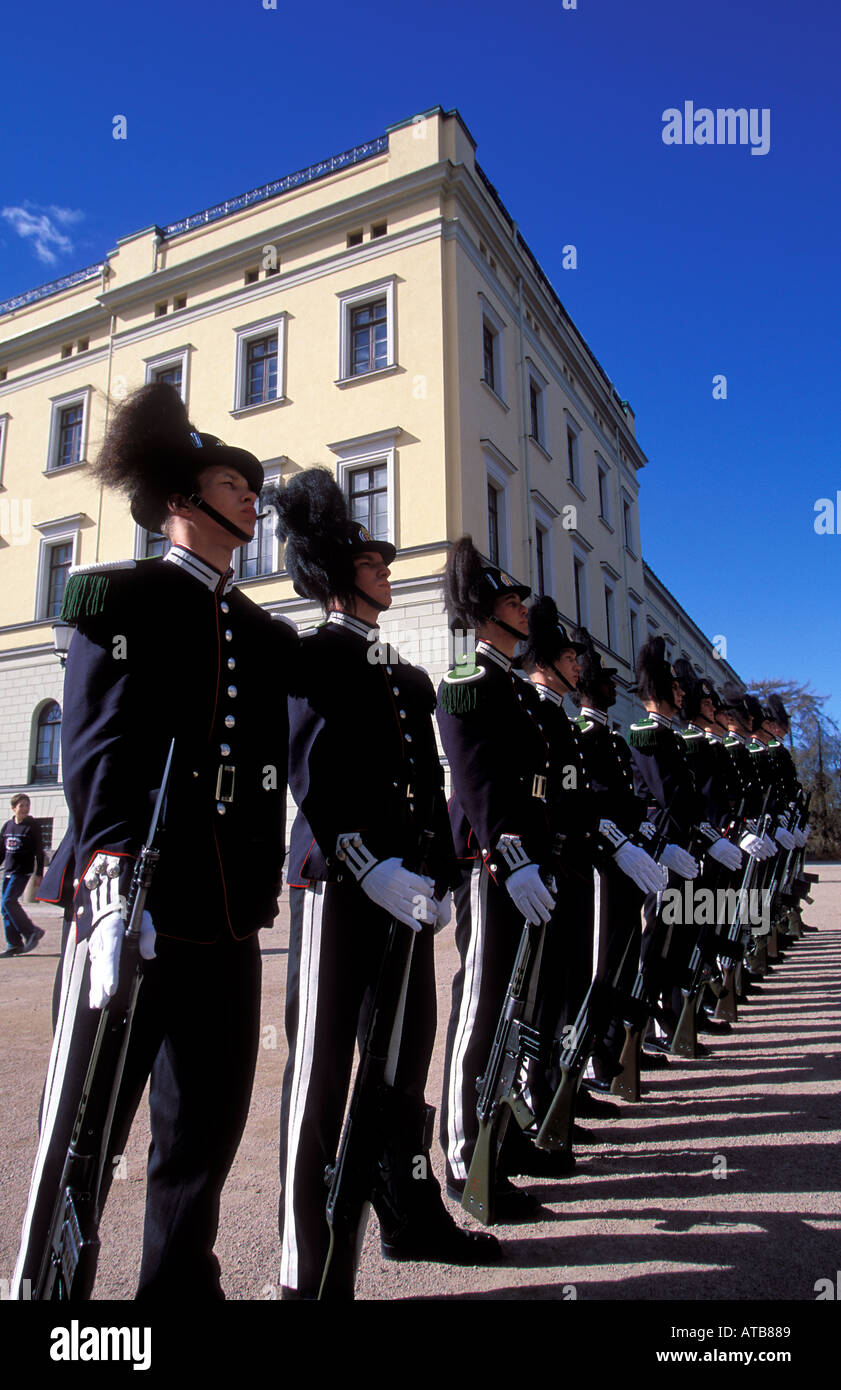 Royal palace oslo guards hi-res stock photography and images - Alamy