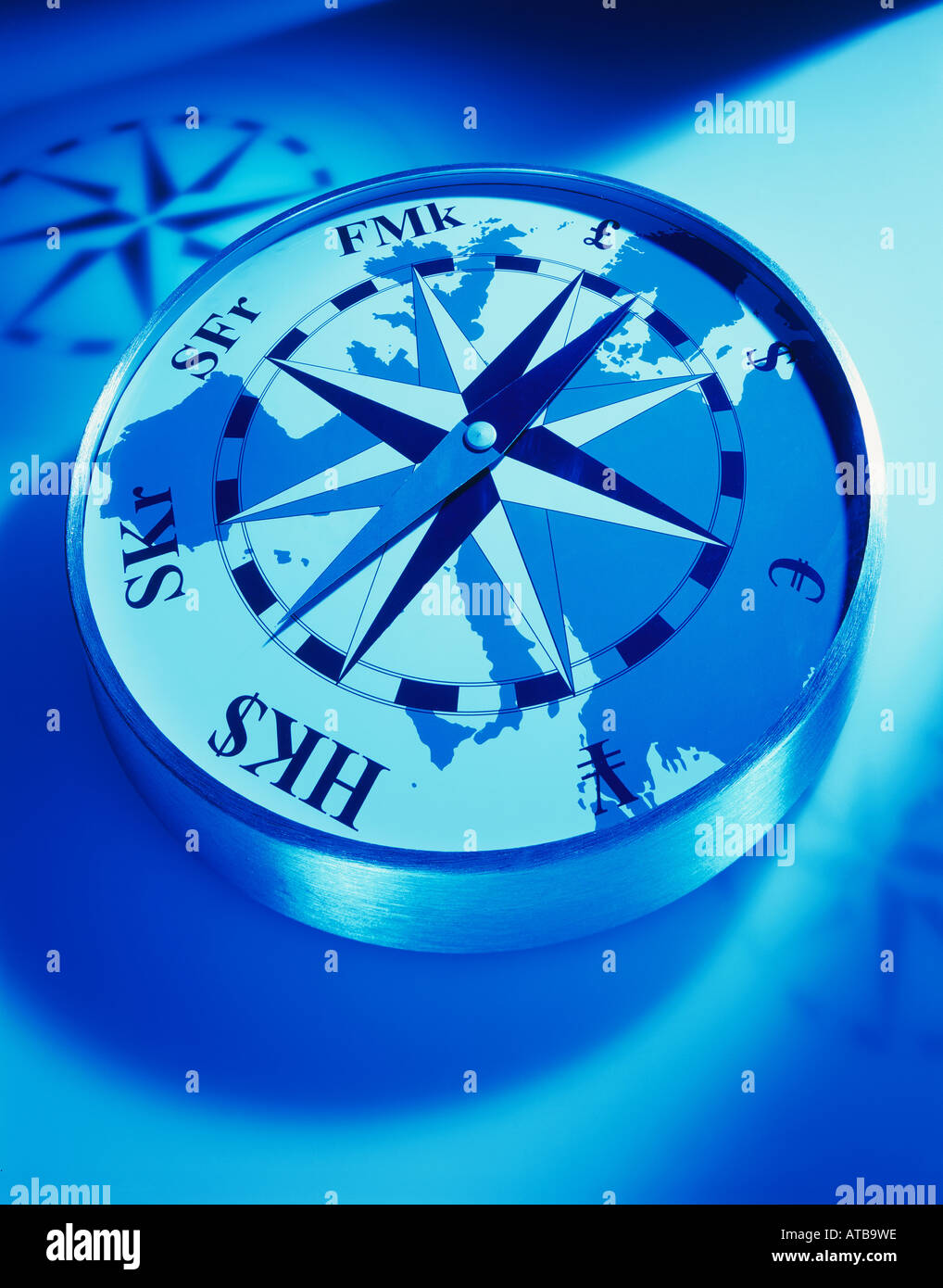 Points of a compass hi-res stock photography and images - Alamy