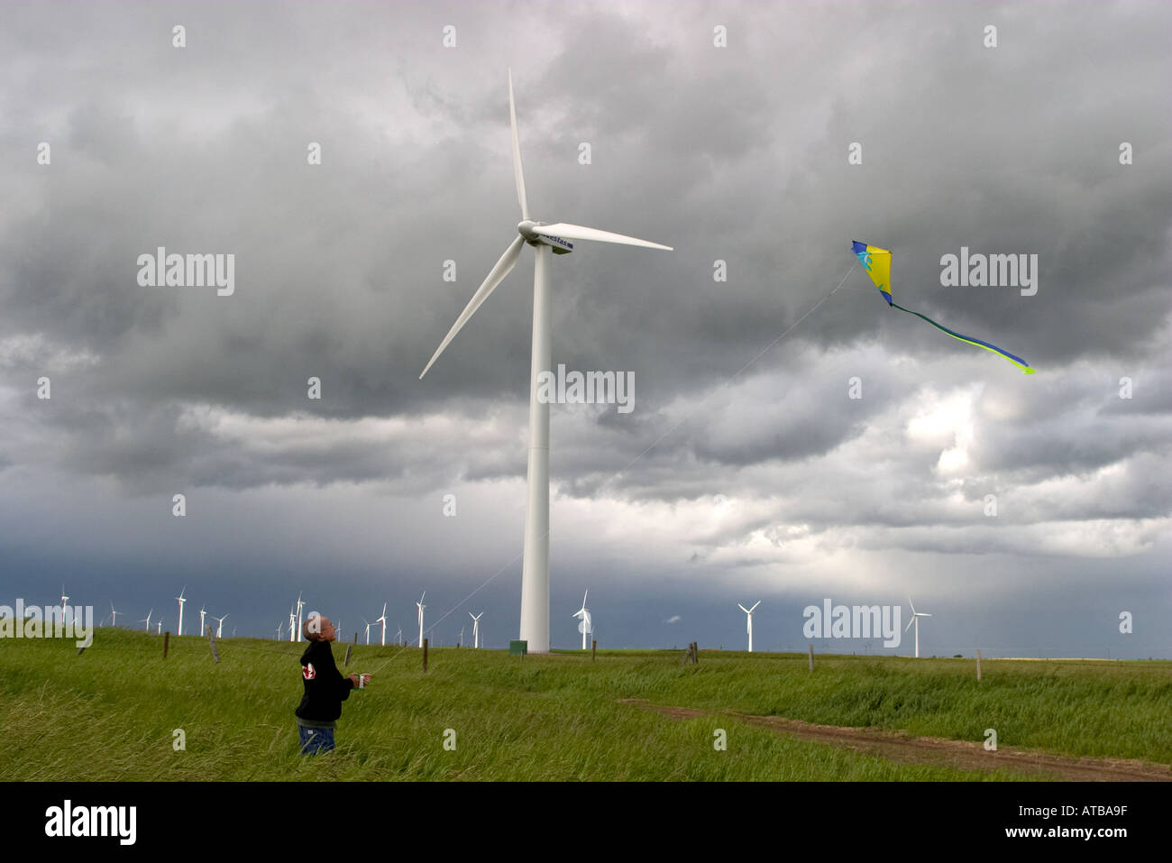 Kite wind generator hi-res stock photography and images - Alamy