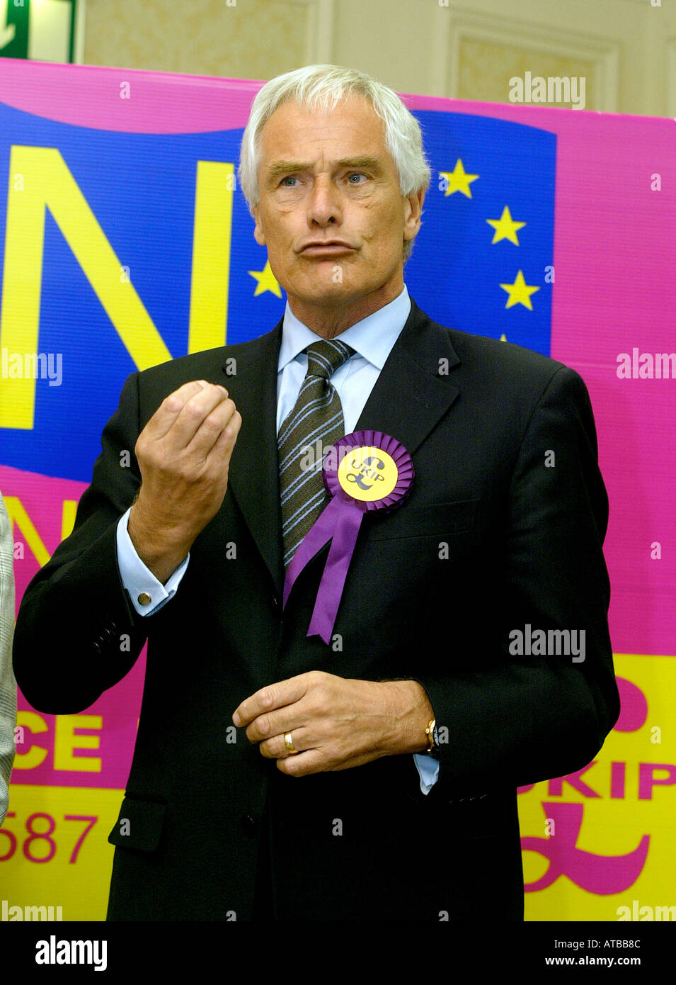 Former BBC Television Presenter Labour MP Robert Kilroy Silk stands for ...
