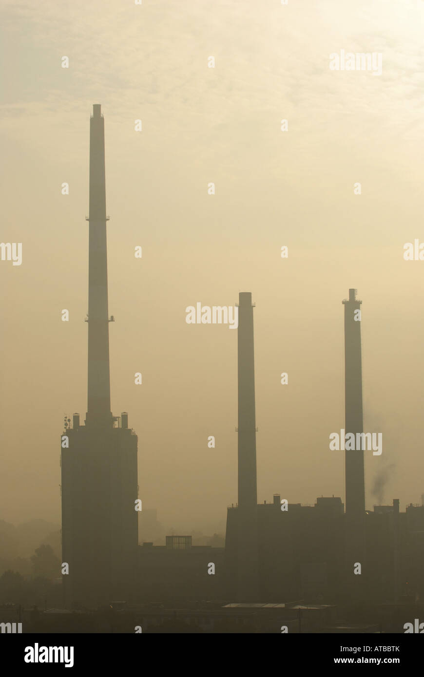 Simmering power station vienna hi-res stock photography and images - Alamy