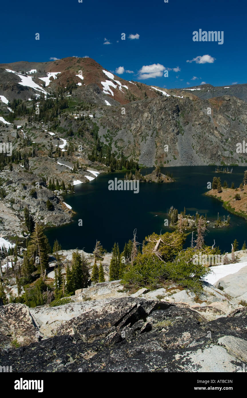 Overlooking Heather Lake in the high alpine mountains of Desolation ...
