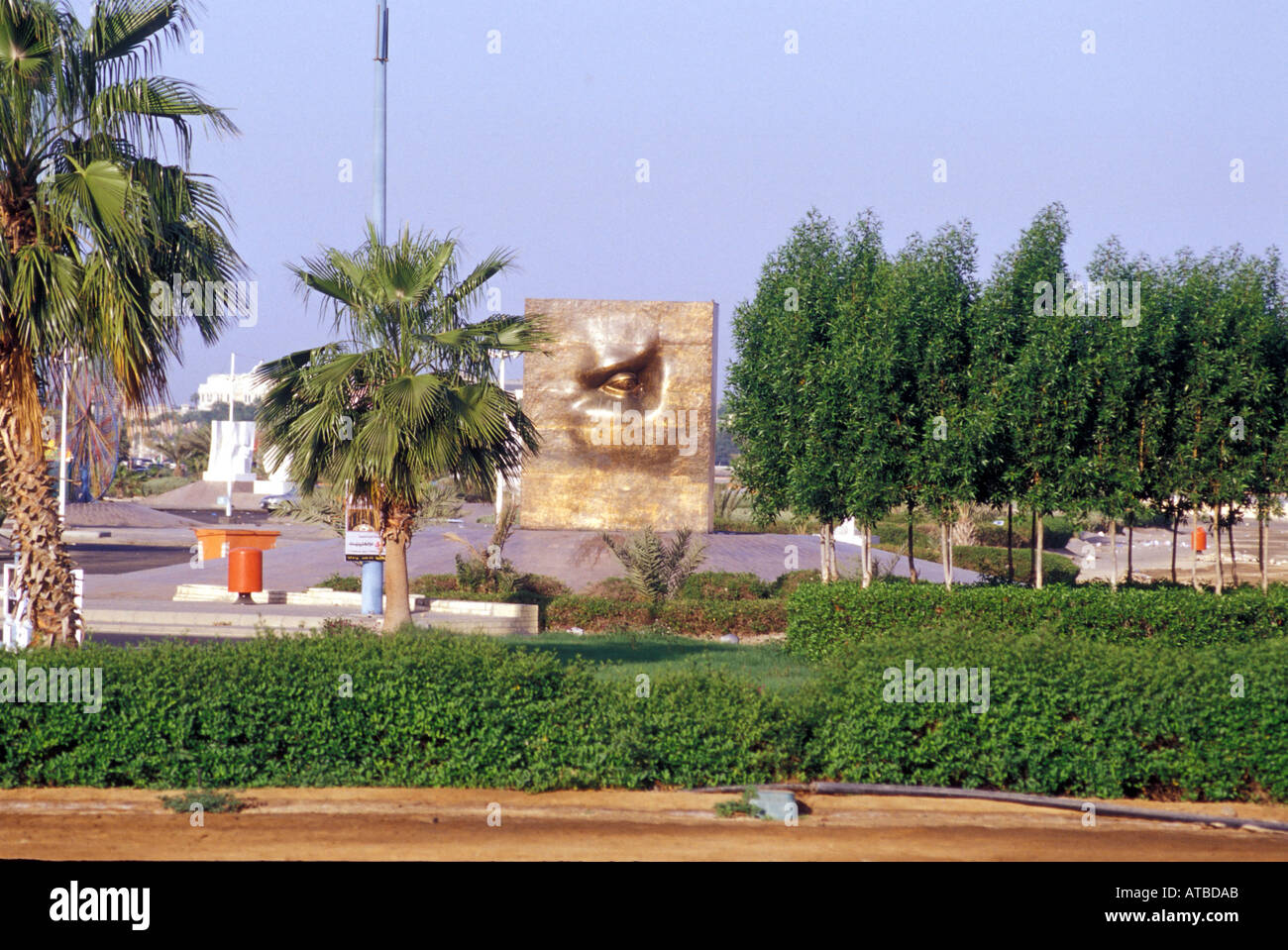 Modern sculpture on the Corniche in Jeddah, Saudi Arabia Stock Photo ...