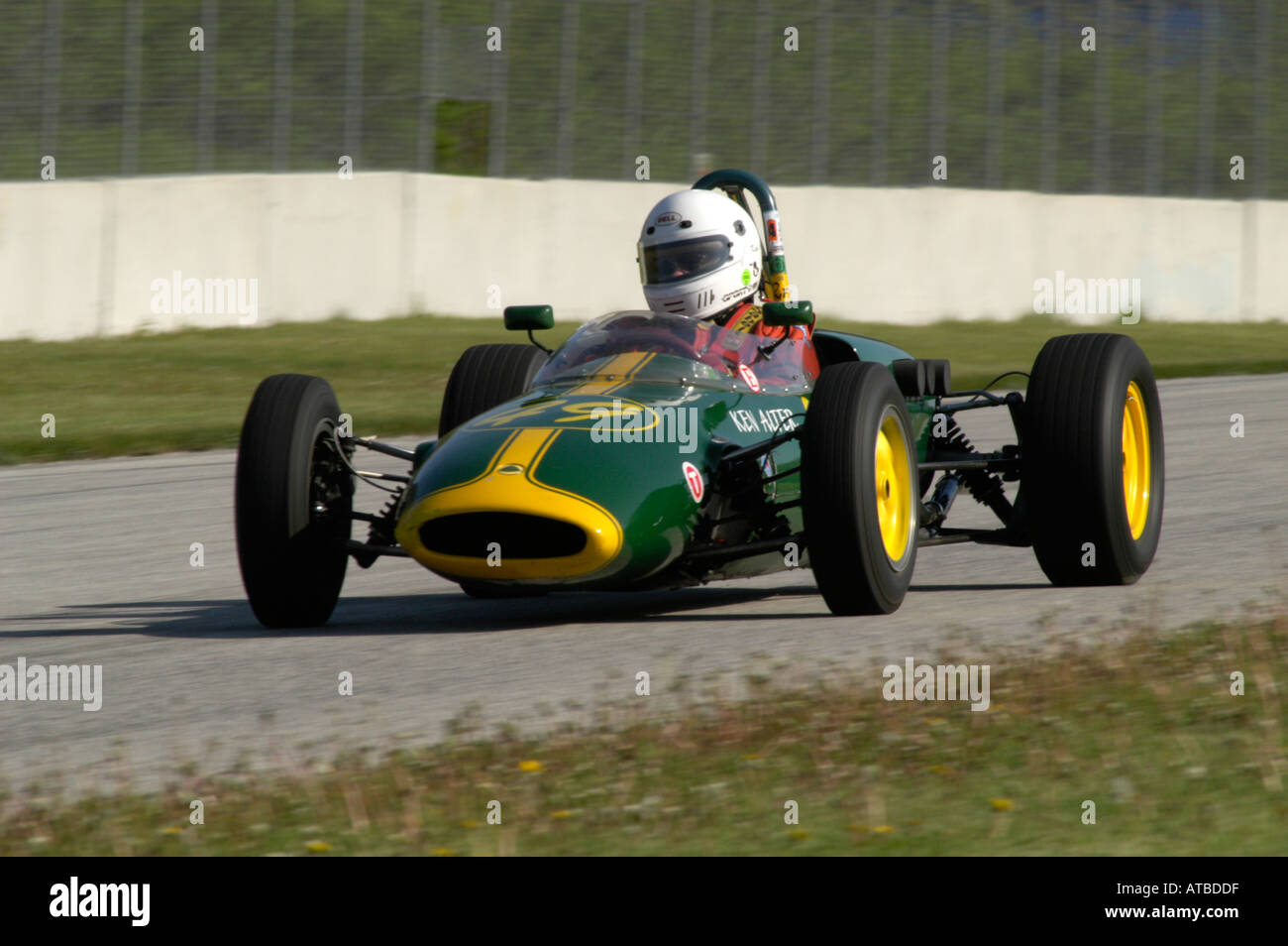 Ken Alter races his 1962 Lotus 20 22 at the SVRA Vintage GT Challenge ...