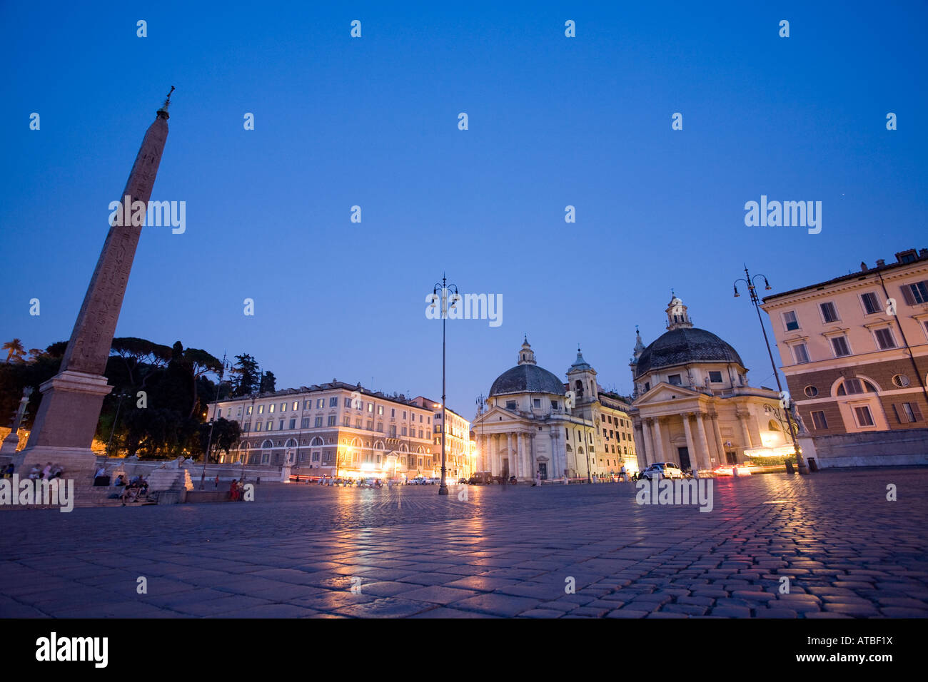 Piazza del popolo at night in rome hi-res stock photography and images ...