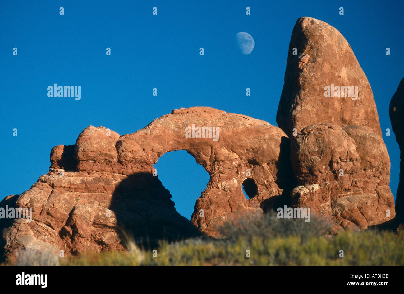 Horizontal arches form hi-res stock photography and images - Alamy