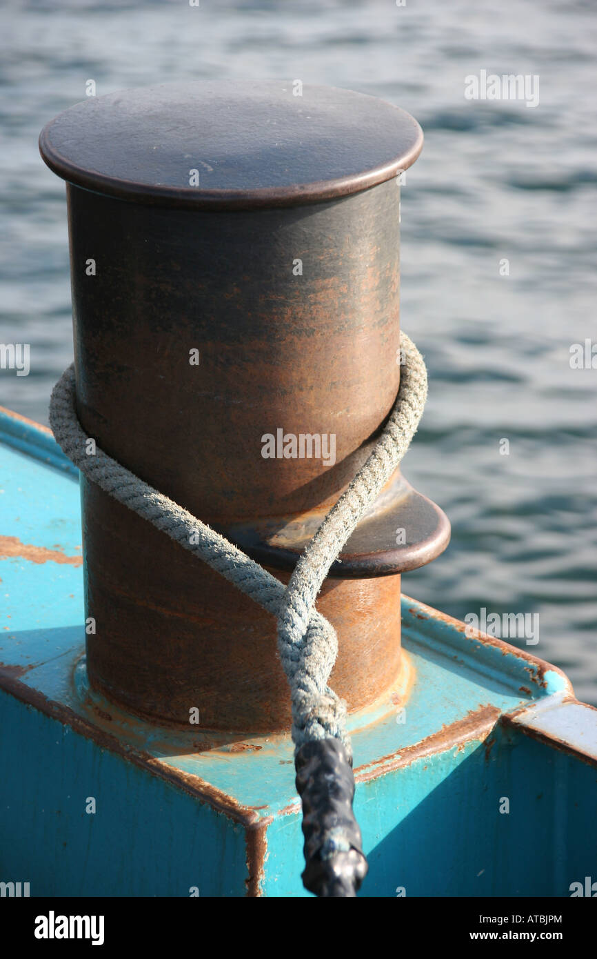 bollard for ship rope Stock Photo - Alamy