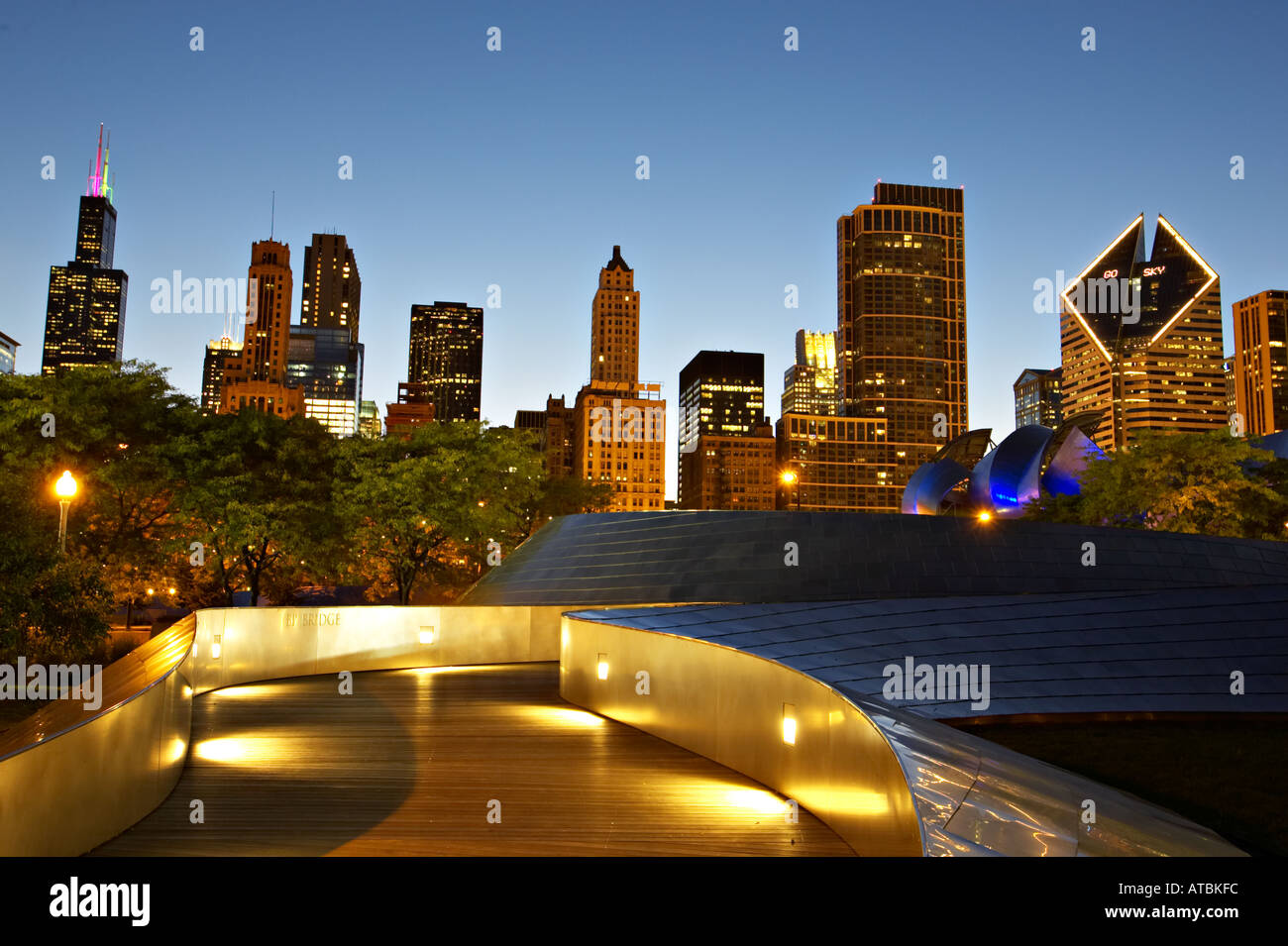 PARKS Chicago Illinois BP Amoco Bridge curved stainless steel with city ...