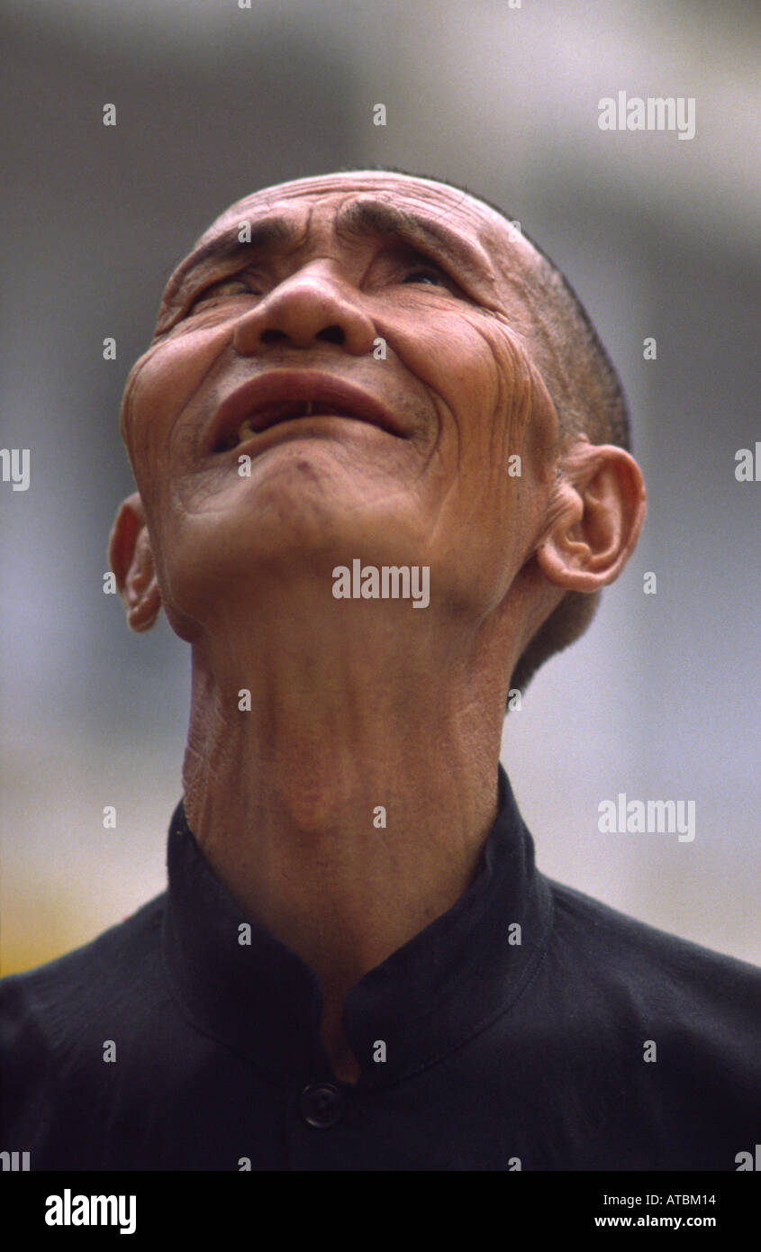 Chinese man. Yangzhou, Guangxi, China Stock Photo - Alamy