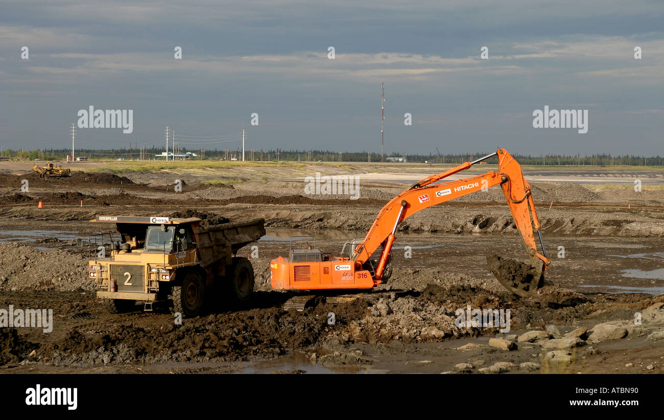 OIL SANDS, Alberta, CA. The world’s largest petroleum resource basin ...
