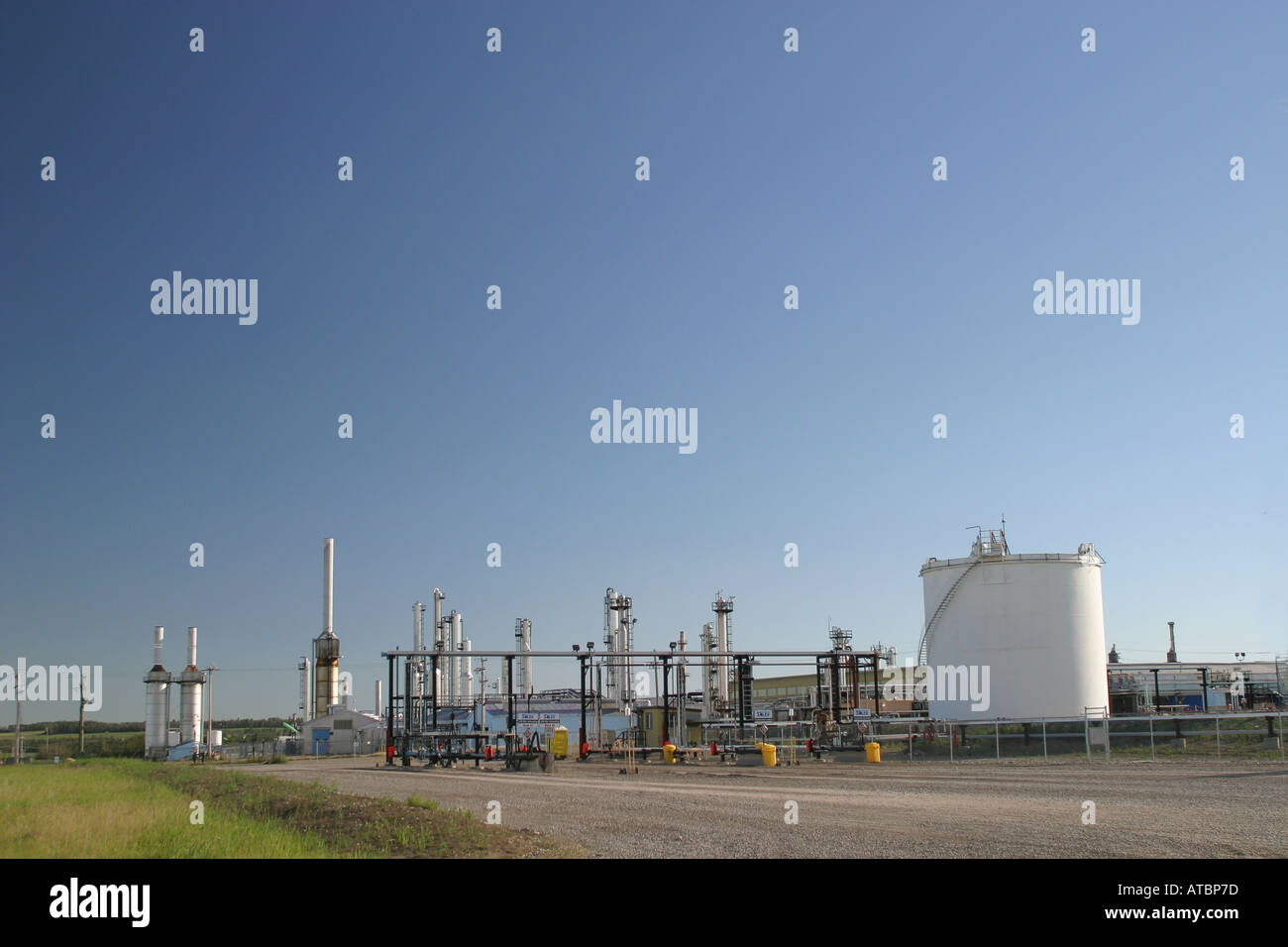 Oil and gas industry near the Canadian Rocky Mountains in Alberta ...