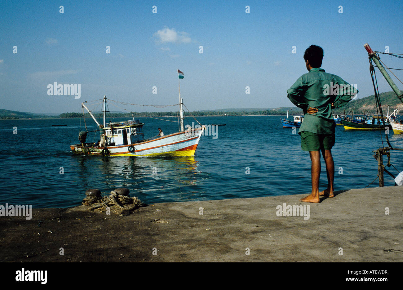 Chapora harbour people goa india hi-res stock photography and images ...