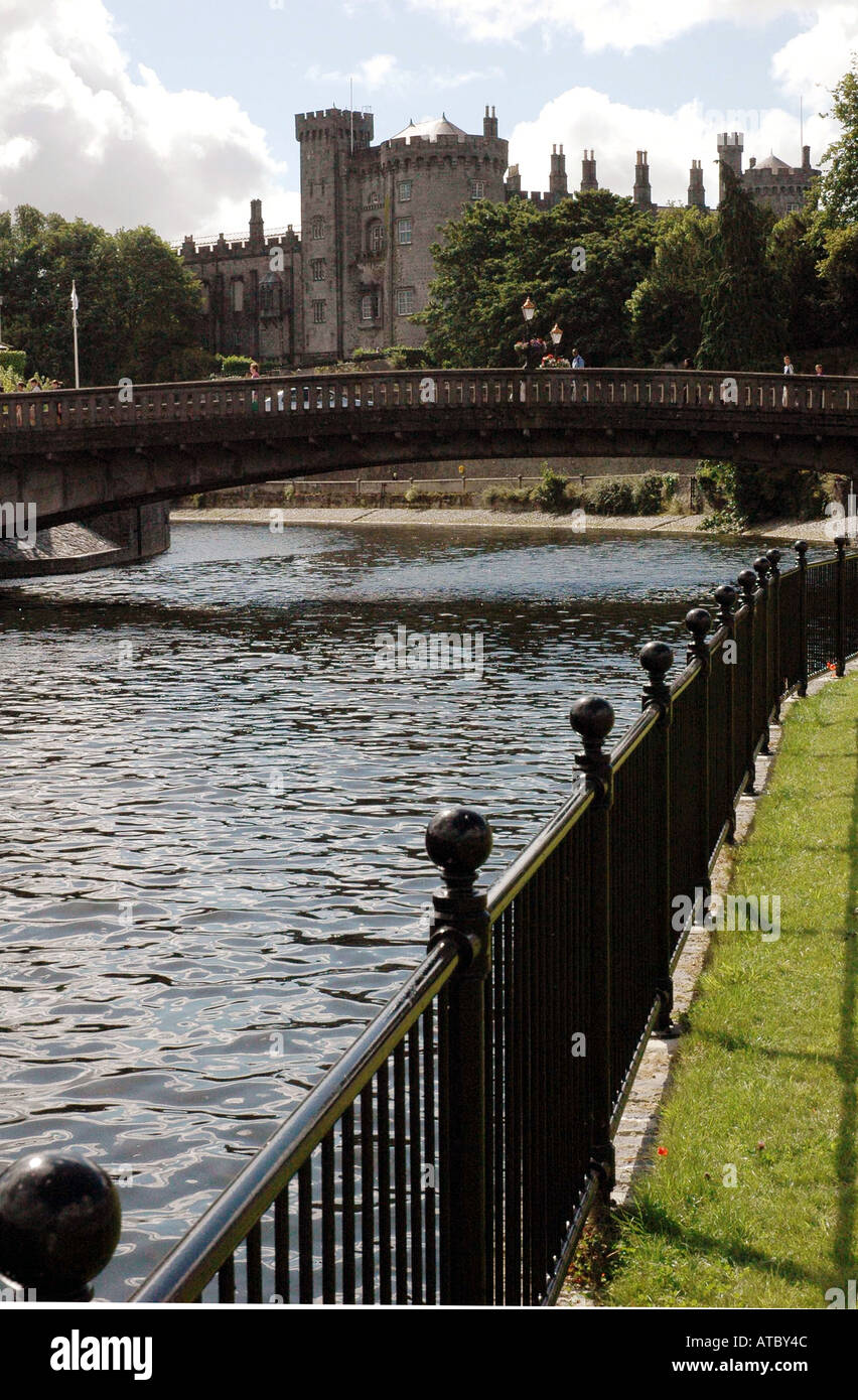 The Ormonde Castle at Kilkenny Ireland on the River Nore Stock Photo ...