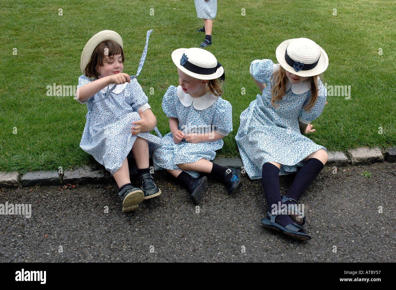 School Kids in Dublins Merrion Square ireland Stock Photo - Alamy