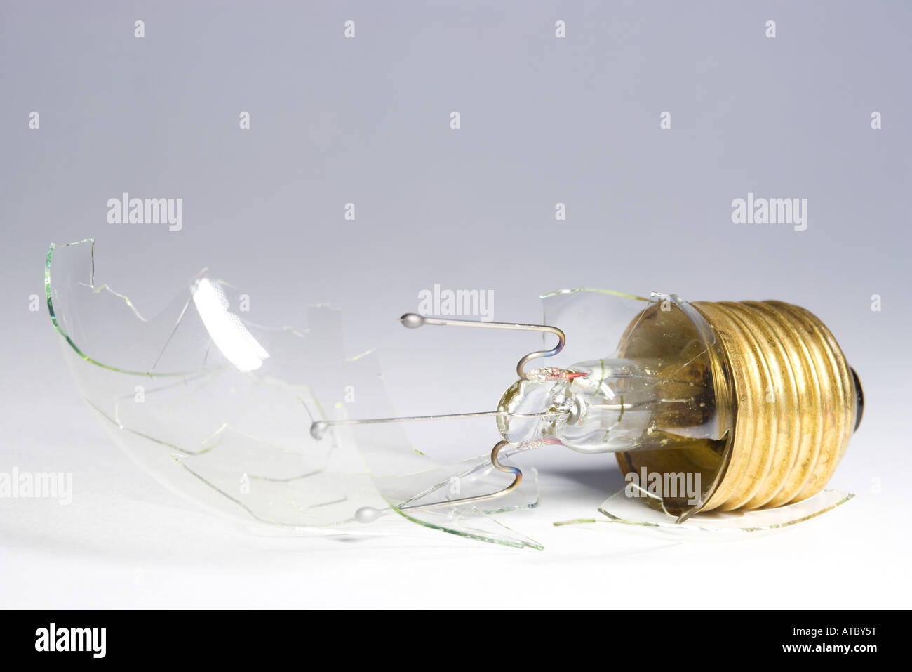 Light Bulb Breaking High Resolution Stock Photography and Images - Alamy