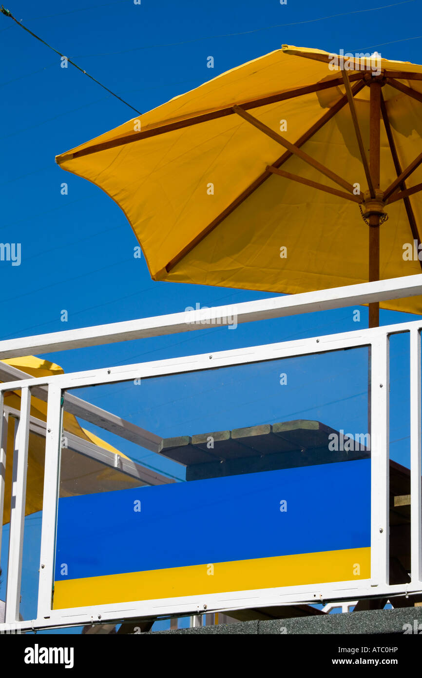 cafe with sunshade st ives Stock Photo - Alamy