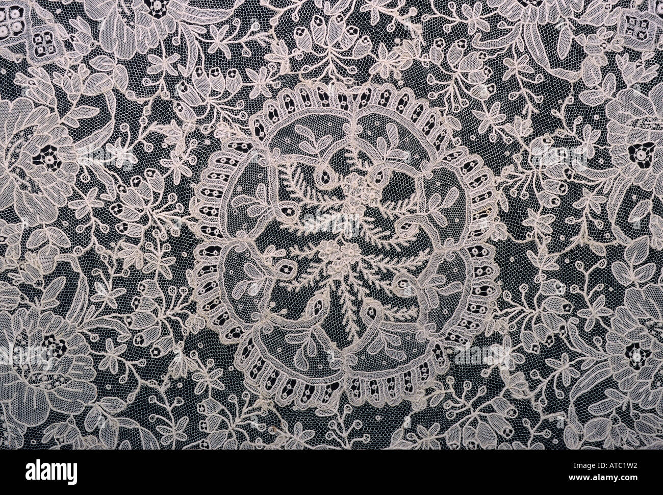 Lace shop brussels belgium hi-res stock photography and images - Alamy