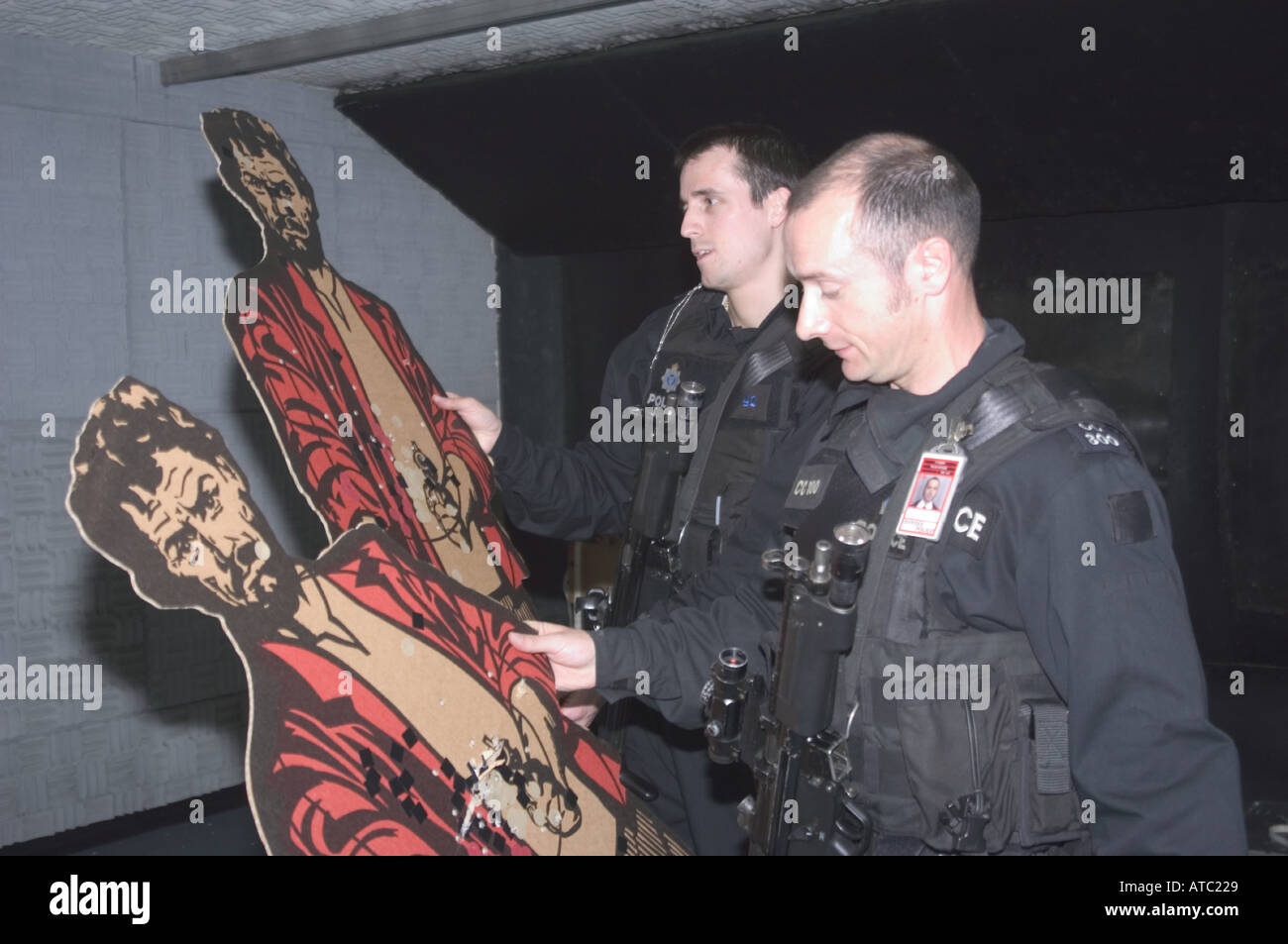 Police officer uk model hi-res stock photography and images - Alamy