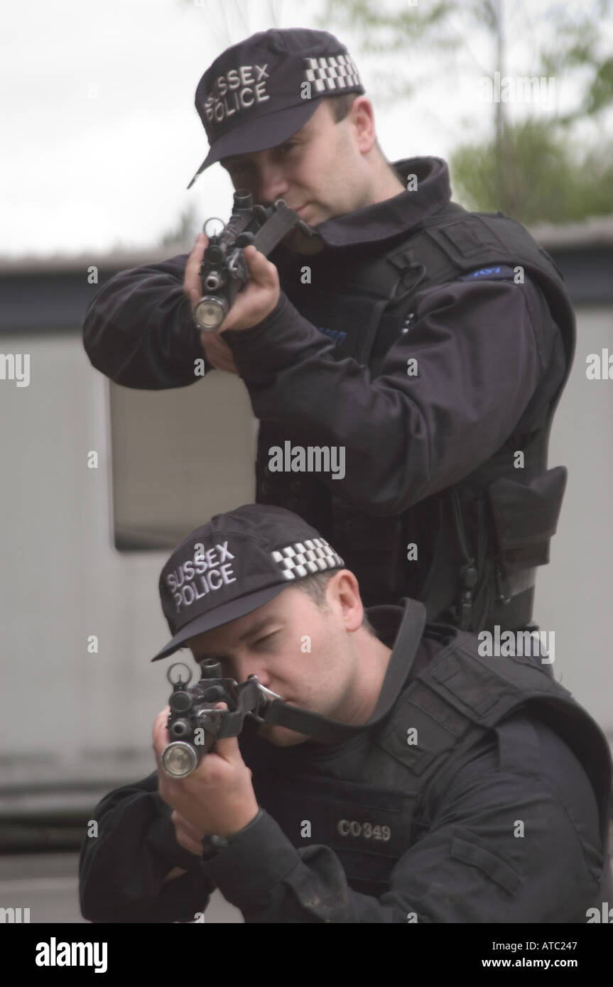 Police officer uk model hi-res stock photography and images - Alamy