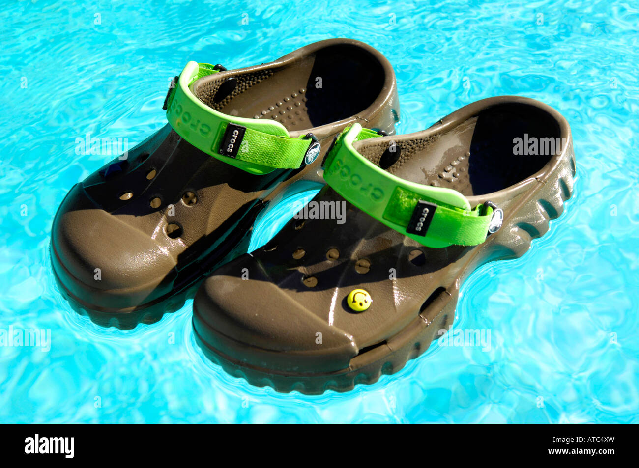 offroad all terrain crocs chocolate lime swimming pool footwear float ...