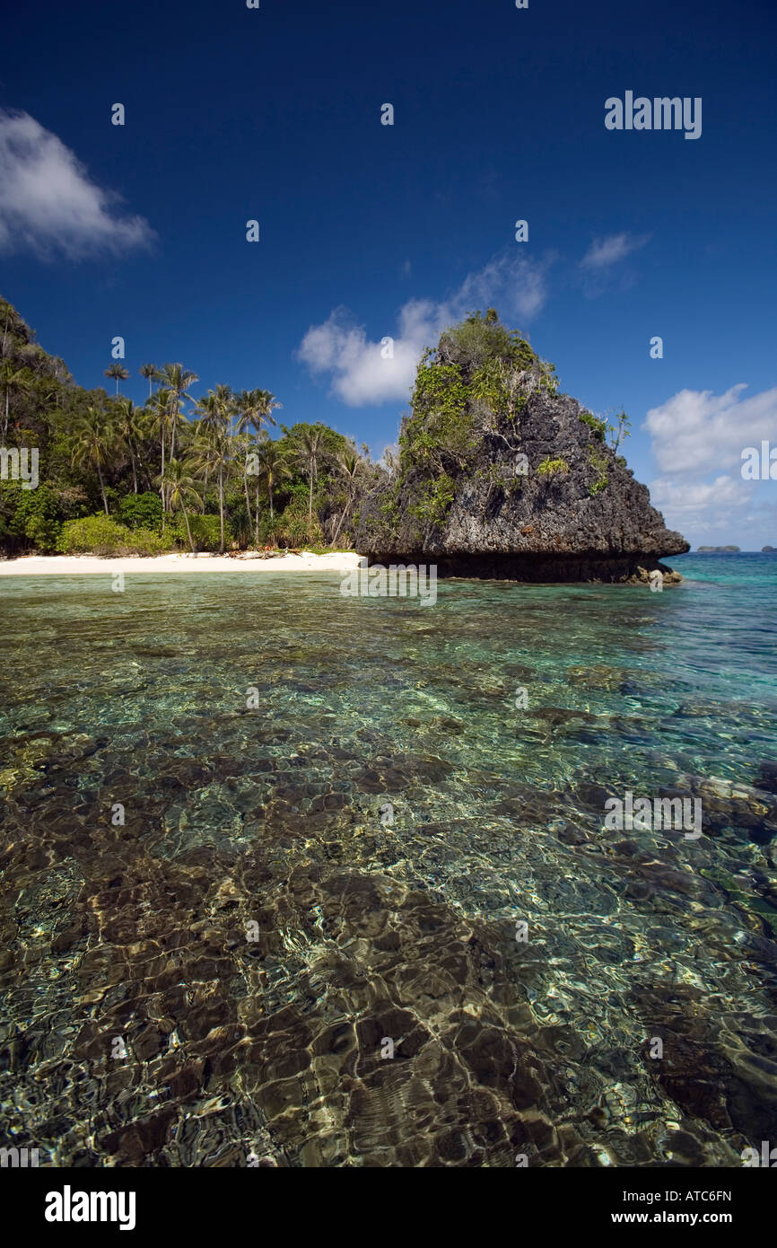 Misool islands hi-res stock photography and images - Alamy