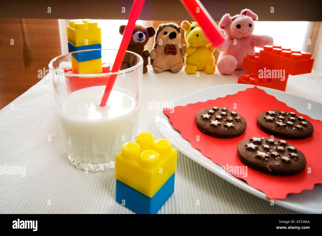 Dish toy hi-res stock photography and images - Alamy