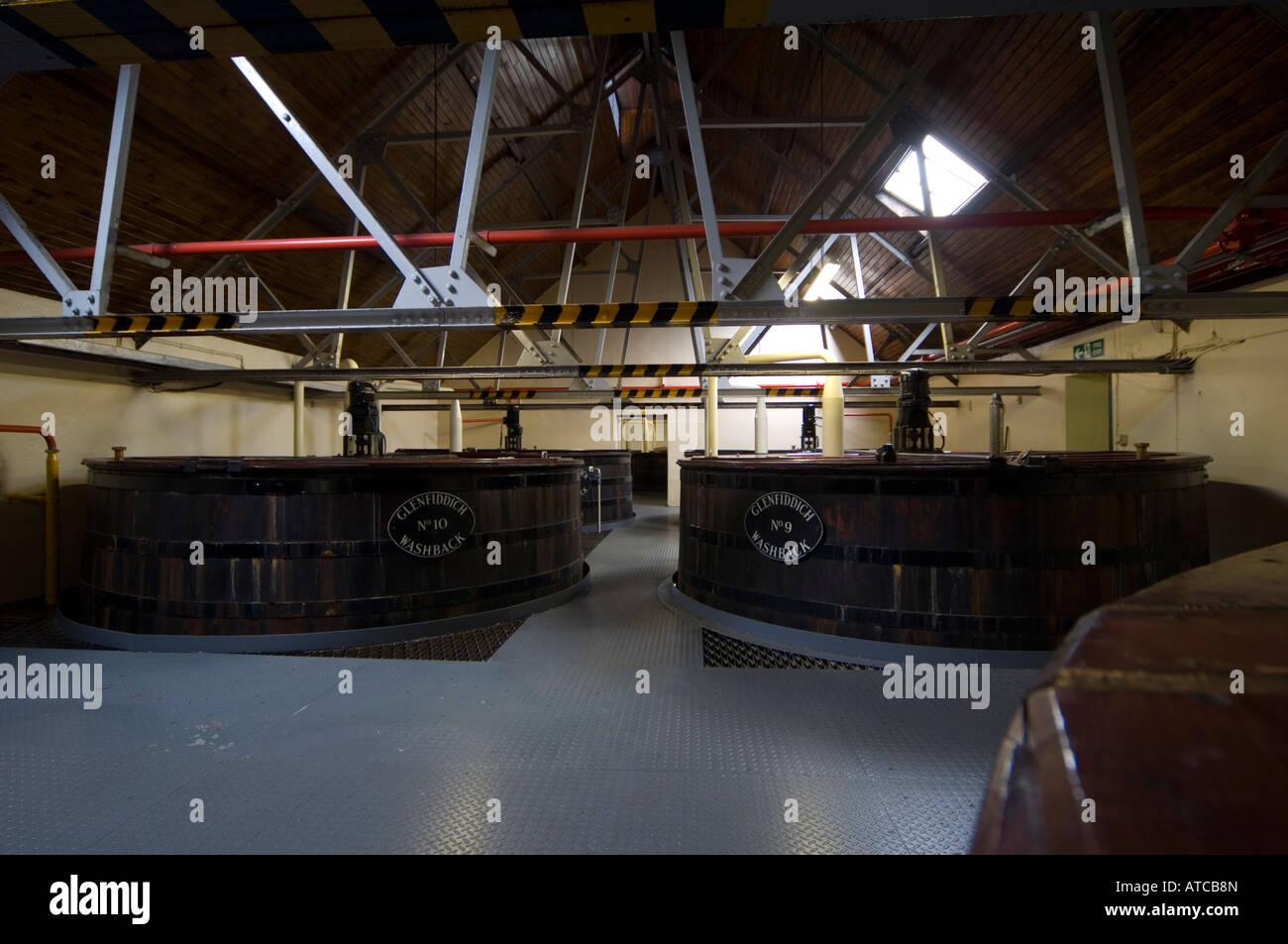 Wash-back tunns Glenfiddich Distillery Dufftown, Moray, Scotland Stock ...