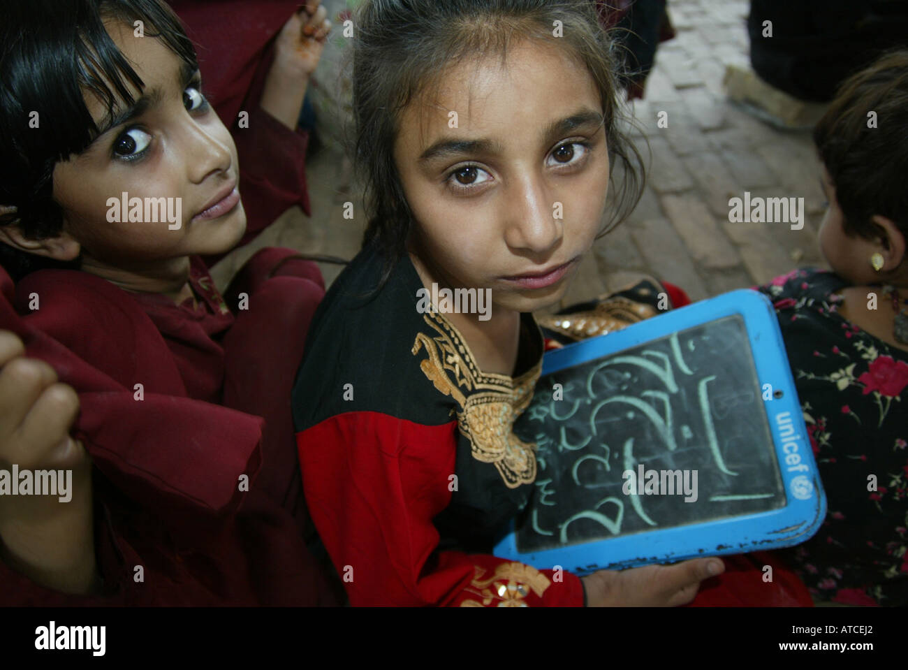 Pakistan school girls hi-res stock photography and images - Alamy