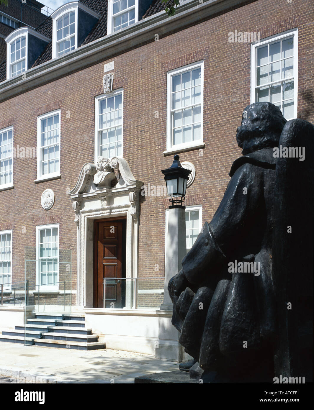 Coram hi-res stock photography and images - Alamy