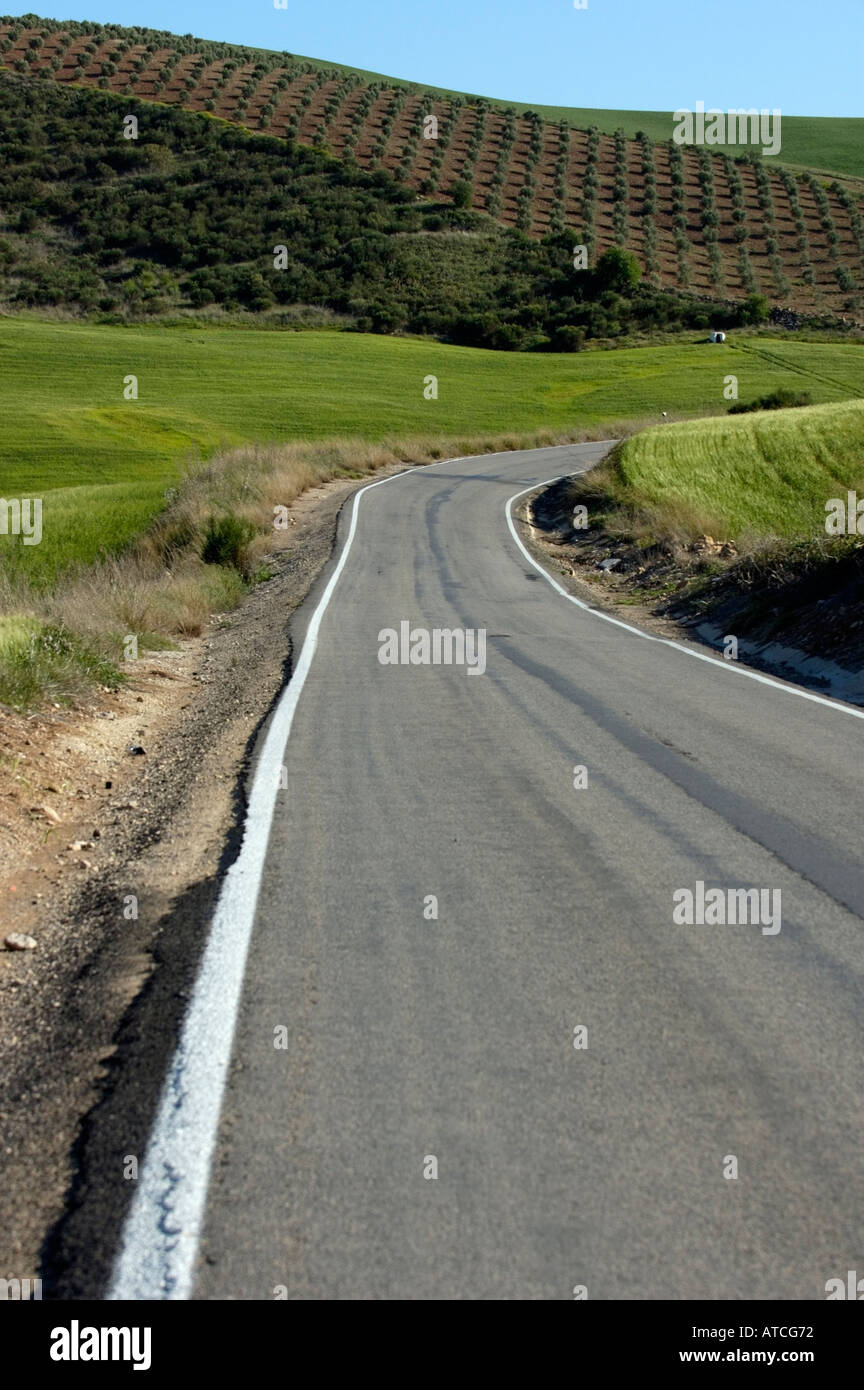 Hill side road going hi-res stock photography and images - Alamy
