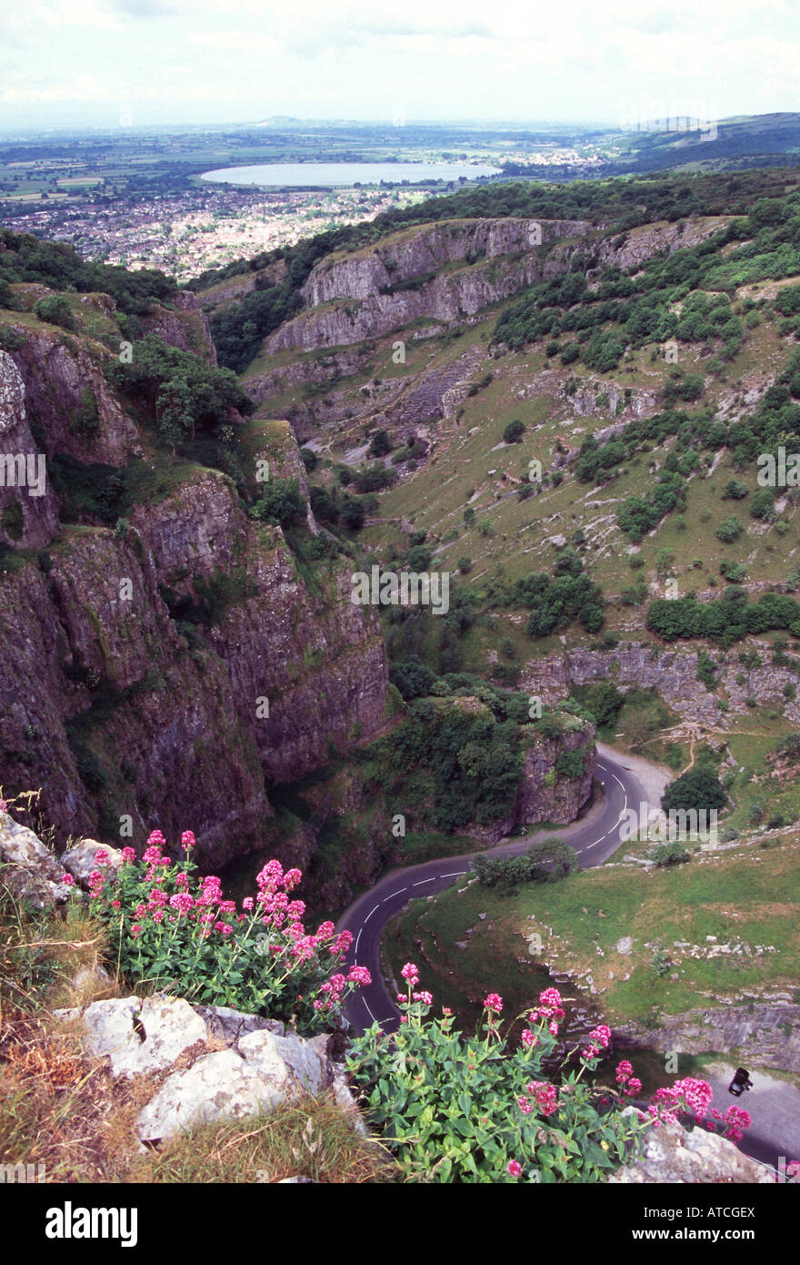 cheddar gorge mendip hills somerset england clifftop viewpoint Stock ...