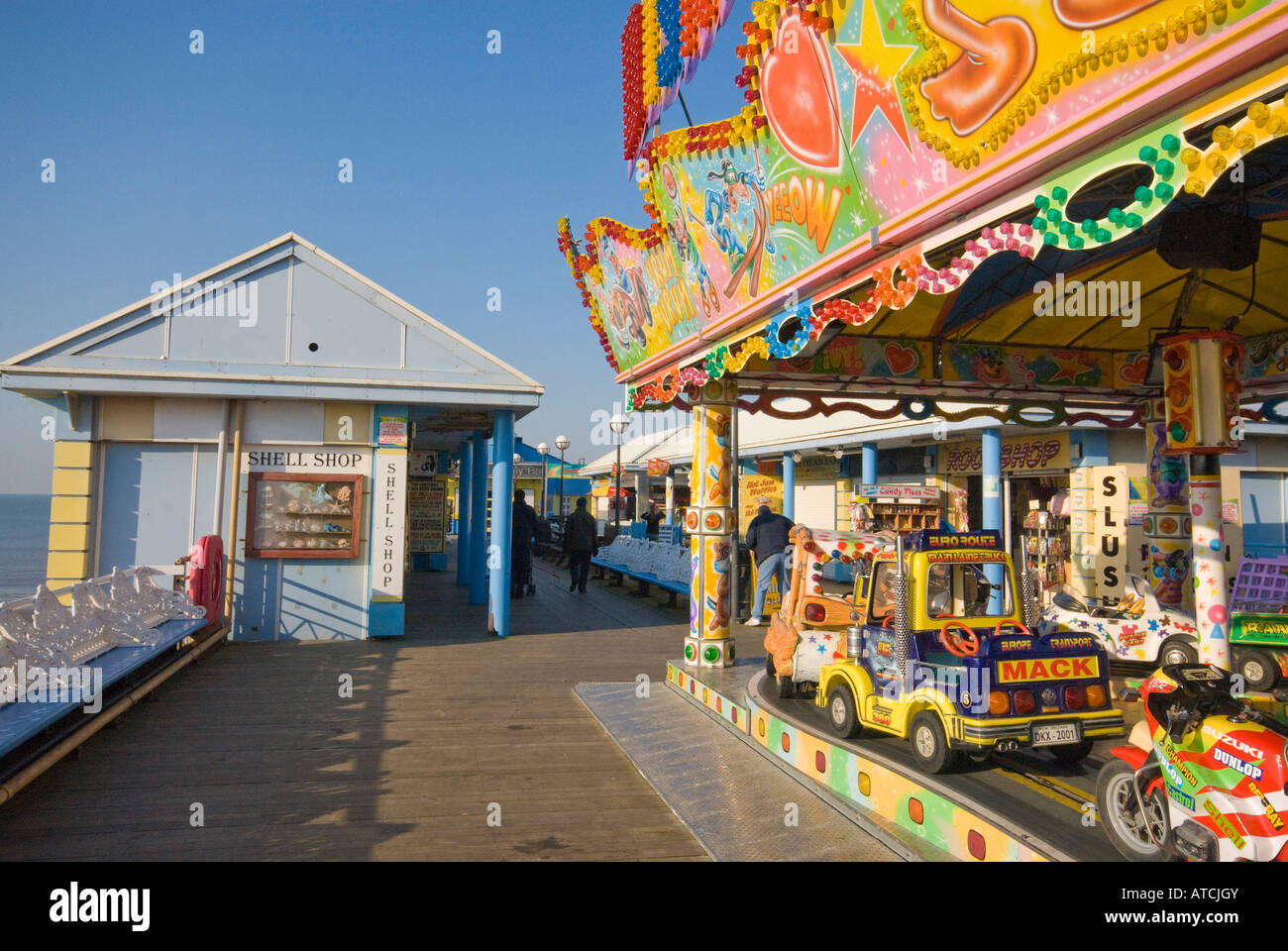 Rides on Blackpool Pier stand empty Stock Photo - Alamy