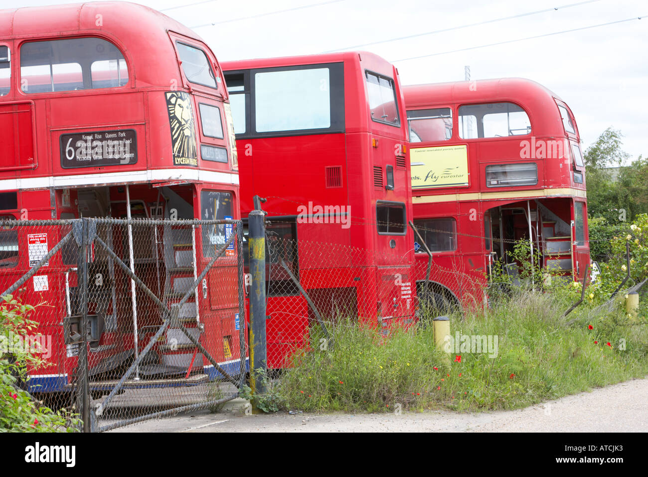Old london buses hi-res stock photography and images - Alamy