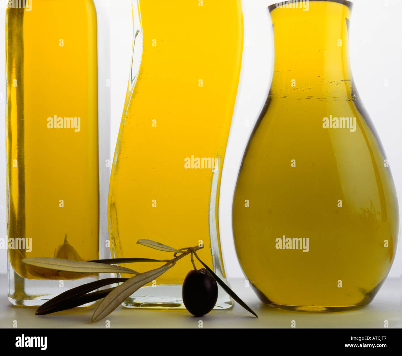 Olive extra virgen oil hi-res stock photography and images - Alamy