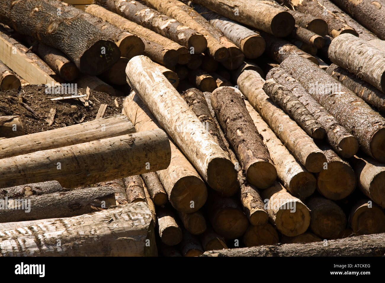 Stacked stoves hi-res stock photography and images - Alamy