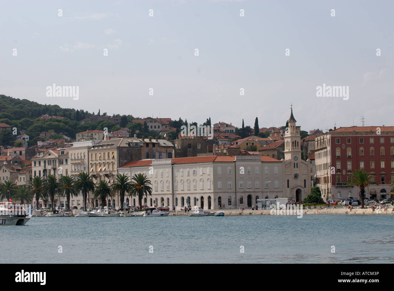 Split front hi-res stock photography and images - Alamy