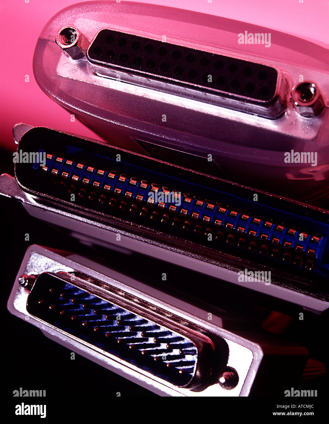 Conections hi-res stock photography and images - Alamy