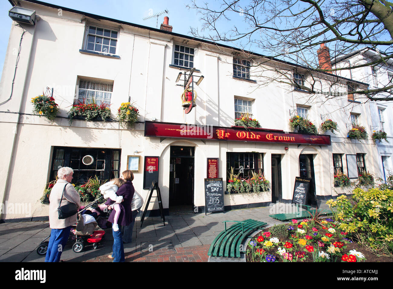 united kingdom essex rayleigh the high street and ye olde crown public ...