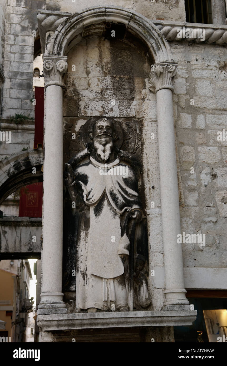 statue saint split Stock Photo - Alamy