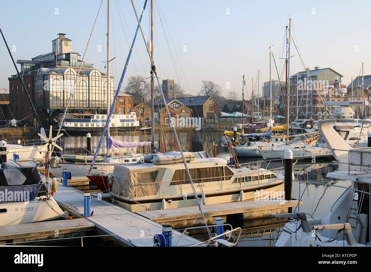 Regeneration of the Wet Dock and Neptune Quay on a frosty morning on ...