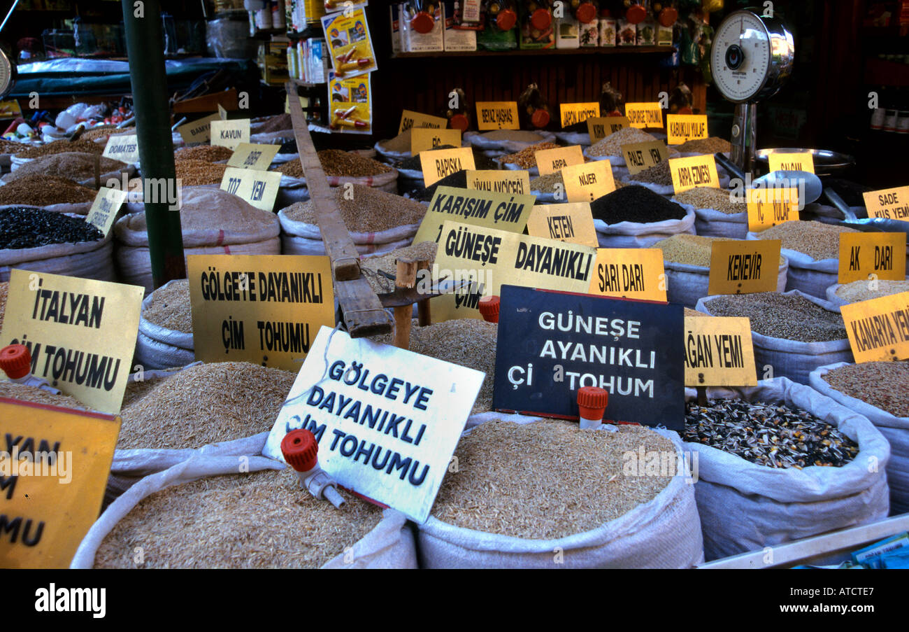 Istanbul Turkey turkish Egyptian Spice Bazaar Stock Photo - Alamy