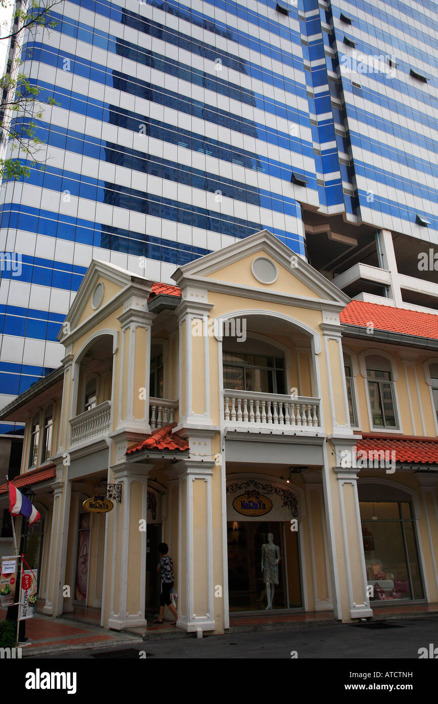 Thailand Bangkok Silom Road old and new architecture Stock Photo - Alamy