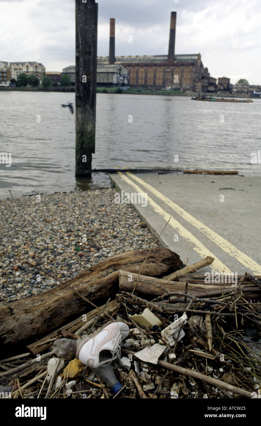 The River Thames at Battersea, London Stock Photo - Alamy