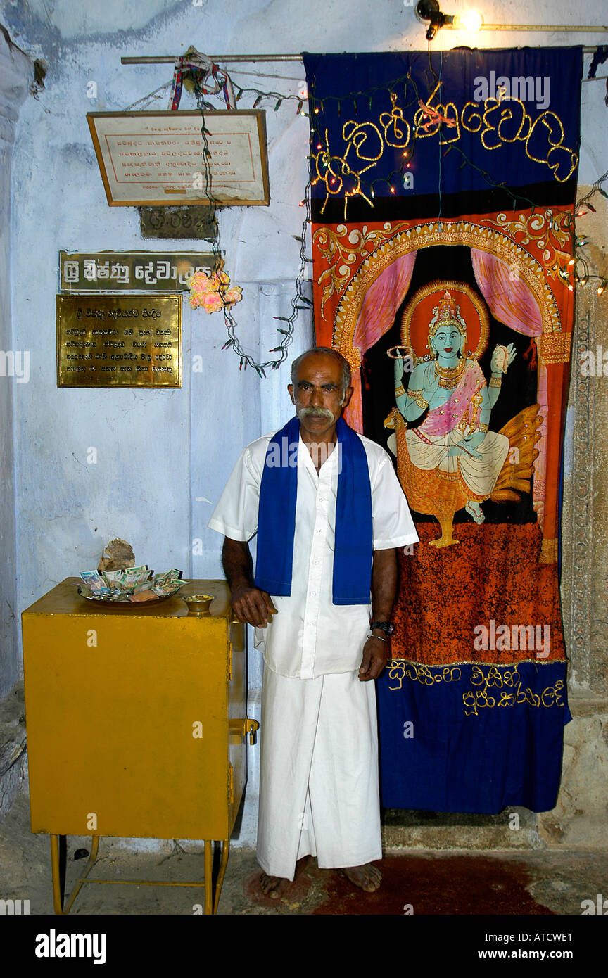 Kandy Natha Pattini Devala Sri Lanka Buddhist Stock Photo - Alamy