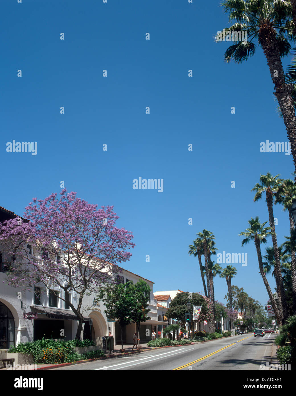 State Street (the Main Street), Santa Barbara, West Coast, California ...