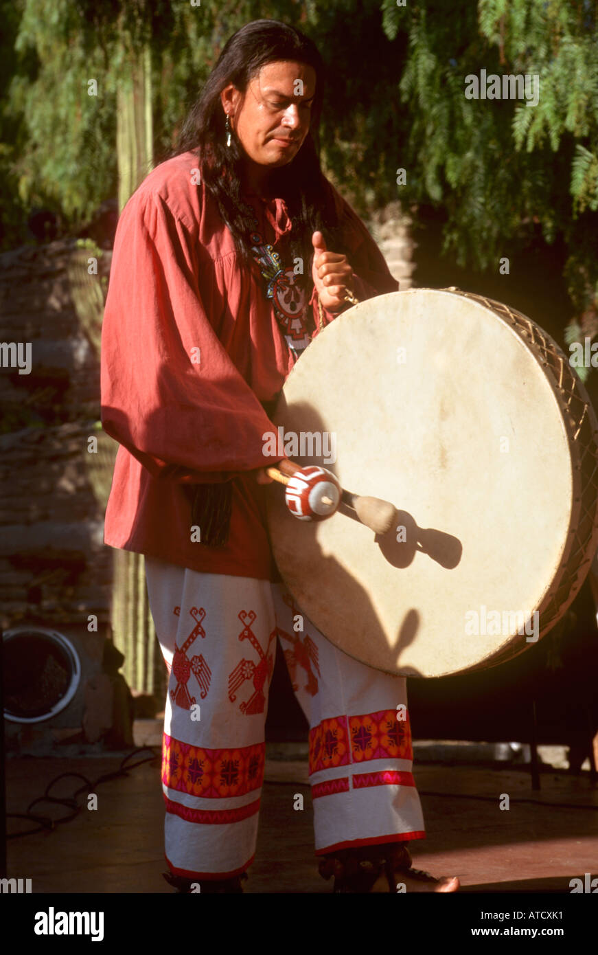 Usa native music hi-res stock photography and images - Alamy