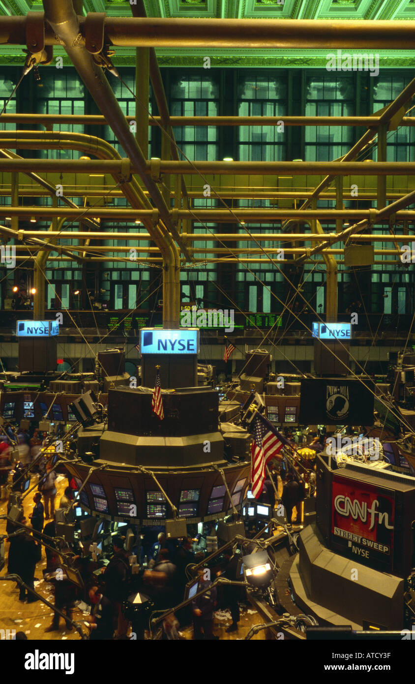 Ny stock exchange trading floor hi-res stock photography and images - Alamy