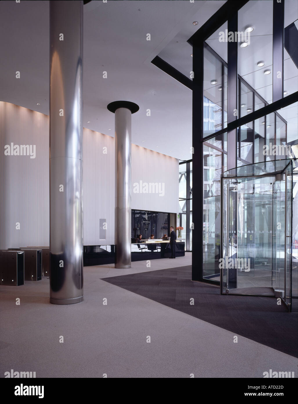 30 st mary axe hall hi-res stock photography and images - Alamy